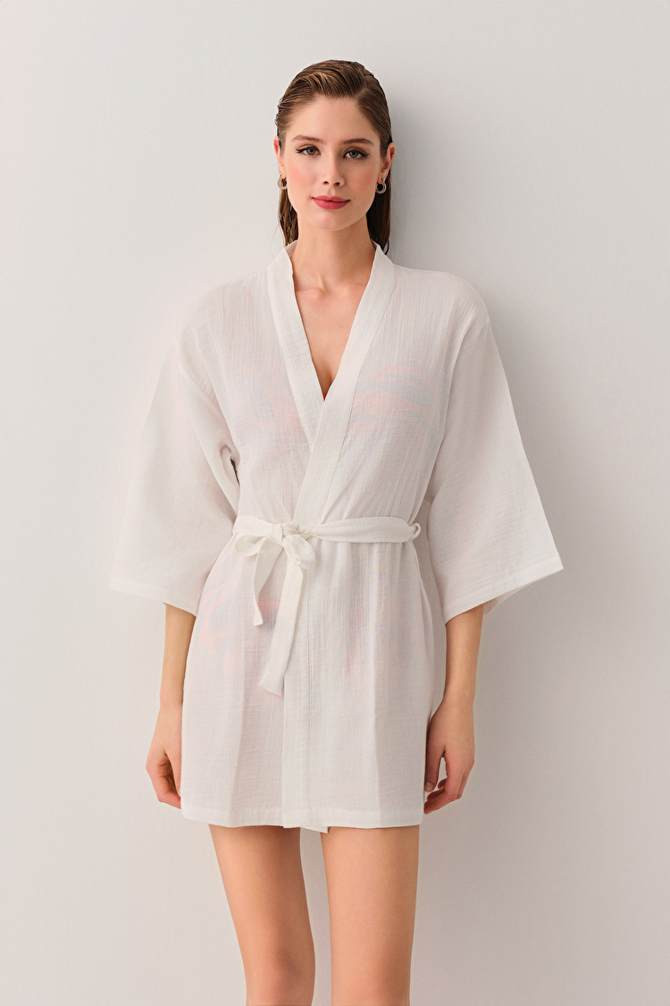 Ecru Jasmine Kimono | SUWEN