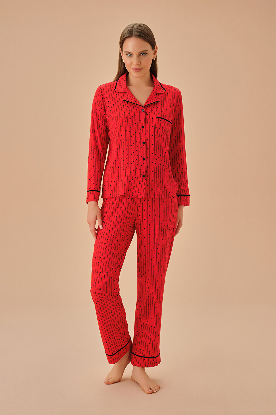 Kırmızı Desenli Clara Gömlek Yaka Pijama Takımı | SUWEN